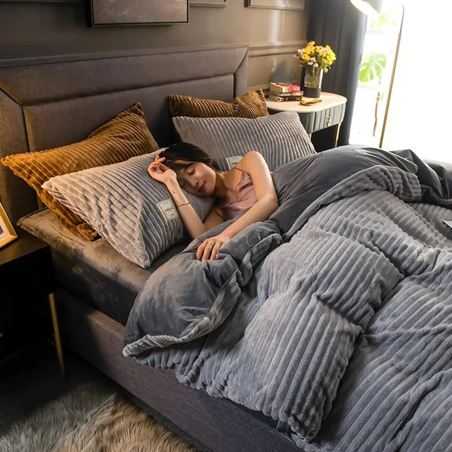 Velvora™ Ultra Soft Velvet Duvet – ALFI-Home